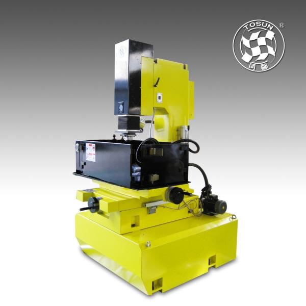 Quality Z-axis CNC Metal EDM550 Die Sinker Electronic Discharge Machine for sale