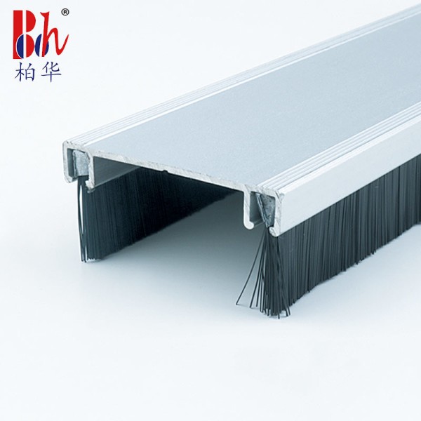 Quality Commerial Door Bottom Brush Sweep 38mm Width RAVEN RP129F for sale