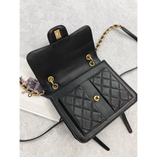 Quality 2023 SS Chanel Woc Zipper Clutch bag Casual Street Style for sale