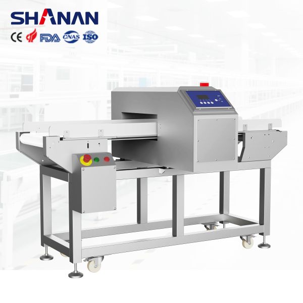 Quality High Sensitivity Manufacturer Food Metal Detector Conveyor Food Safety With Rejection for sale