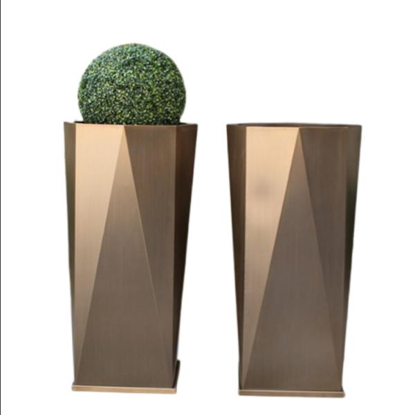 Quality Patio Balcony Metal Flower Planter Octangle Galvanised Plant Pots for sale