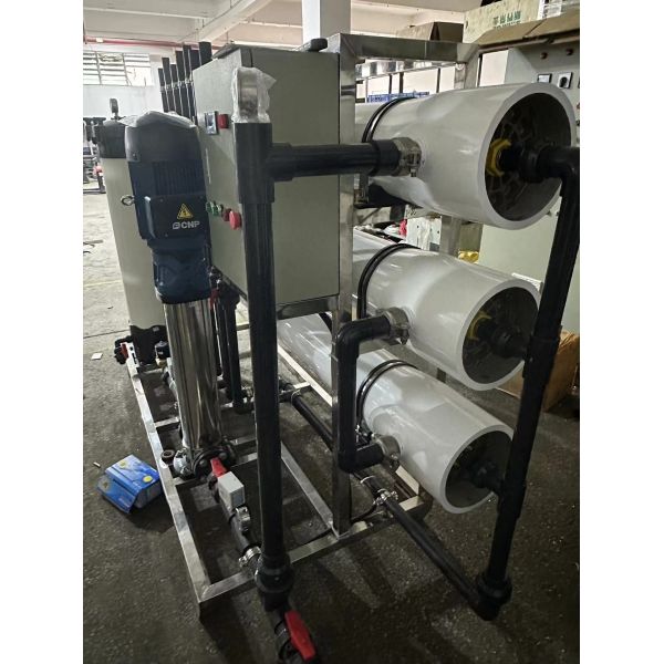 Quality 8040/4040 Membrane Commercial RO System 220V/380V for Water Purification for sale