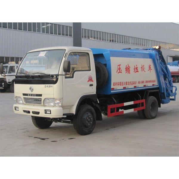 Self Compress Side Loader Waste Truck , 6CBM Rubbish Compactor Truck ...