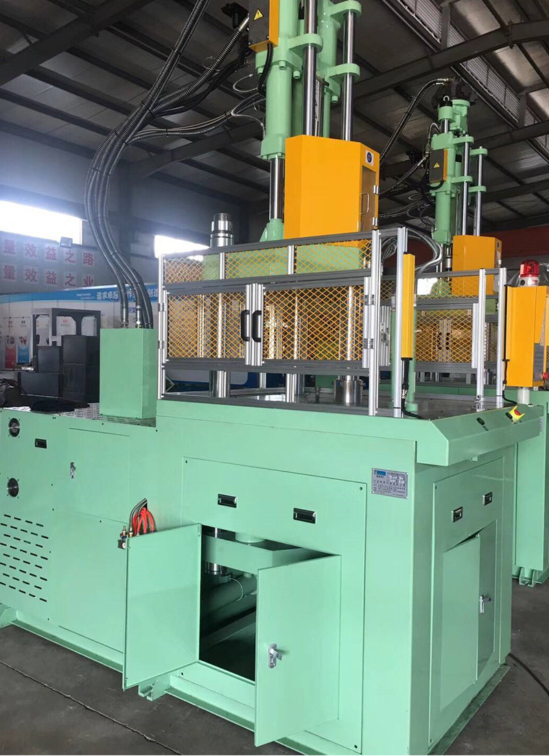 120T Full Automatic 2 Sliding Platforms fishing lure soft plastic Injection machinery PT0105-26