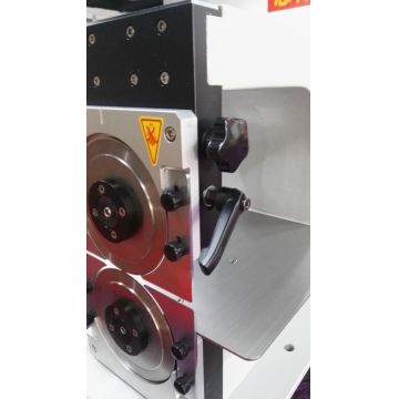 Quality Small Semi-Automatic V-groove Cutting Machine with 2 Sharp Round Blades for sale