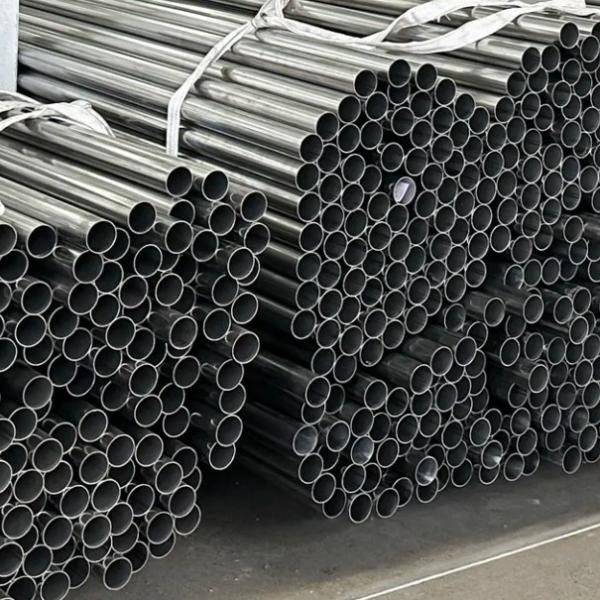 Quality Customizable Seamless Stainless Steel Tubes Ultimate Solution for Industrial for sale