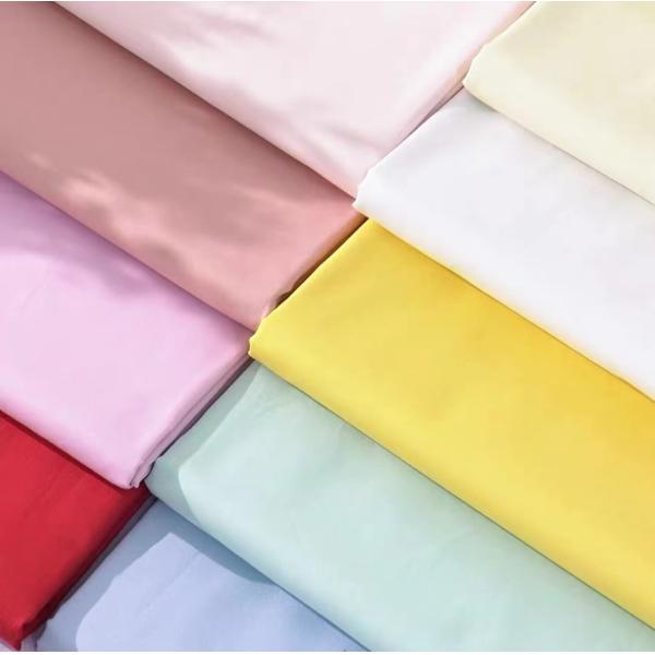 Quality 60SX60S 115GSM Satin Woven Noble Shirt Fabric 173X113 100% Cotton for sale