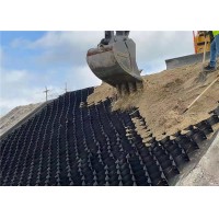 Quality Erosion control 1.7mm Geocell Road Construction For Retaining Wall for sale