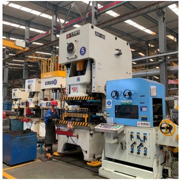 Quality Luffing Jib Hammer Head Tower Crane 6 Ton for sale