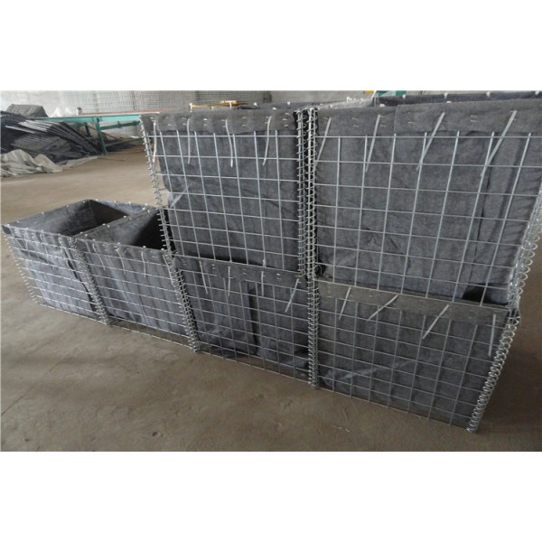 Quality 4mm 5mm Hesco Barrier Bastion Wire Cages Strong Tensile Strength for sale