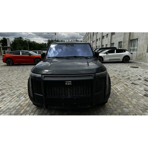 Quality Polar Stone 01 2023model 6 Seats Version AWD with Black Exterior Color for sale