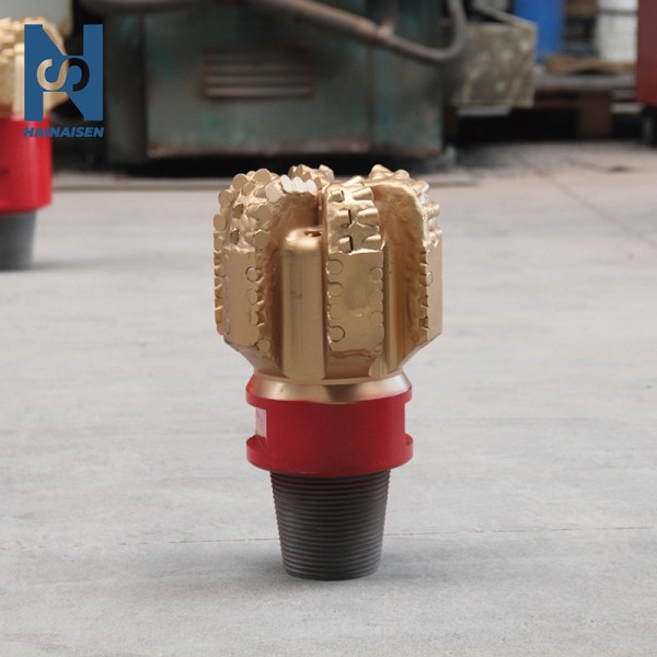 Quality Casting 6 Blades PDC Oilfield Drill Bit Carbide Percussion Well Drilling Bits for sale