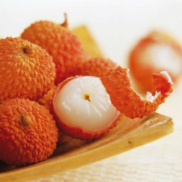Quality Lychee Canned Fruits Vegetables Litchi Whole / Broken In Light Syrup for sale