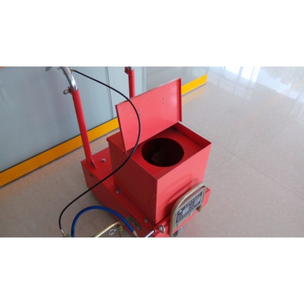 Quality Airless Asphalt Road Marking Spray Paint Machine for sale