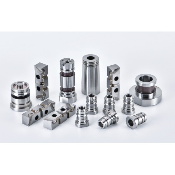 Quality Precision 0.005 Accuracy STAVAX Material Cavity Insert and Sleeve for Long Life Injection Mold Components for sale