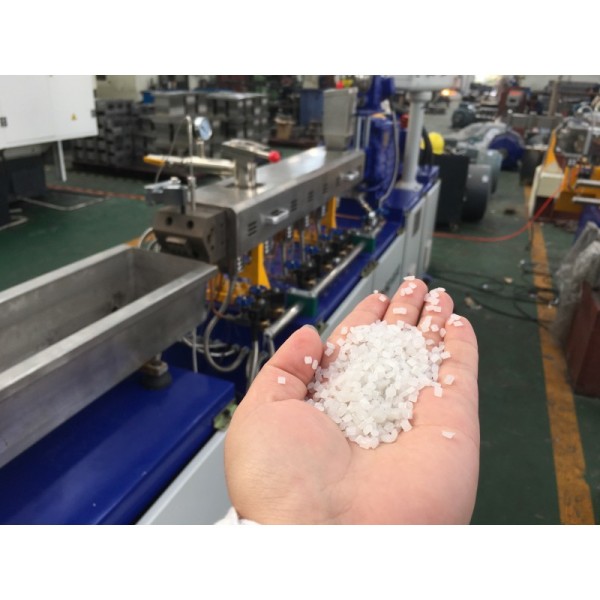 Quality Small Twin Screw Extruder for Functional Biodegradable Masterbatch Research & for sale