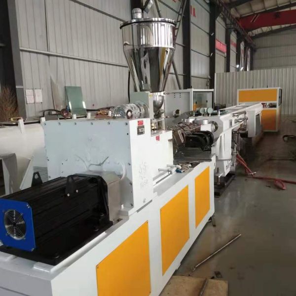 Quality Integrity Management HDPE Tube Extrusion Machine with Exhaust Efficiency in 20-63mm for sale