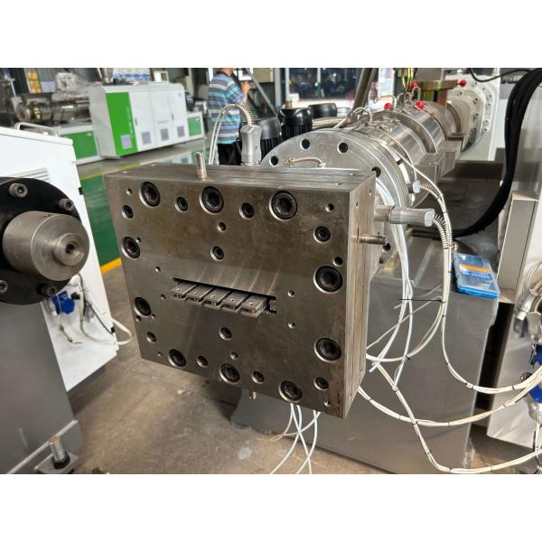 Quality Double Layer WPC Profile Extrusion Line High Capacity 37KW for sale