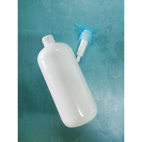 Quality Reusable Empty Plastic Bottles , Shampoo And Body Wash Bottles for sale