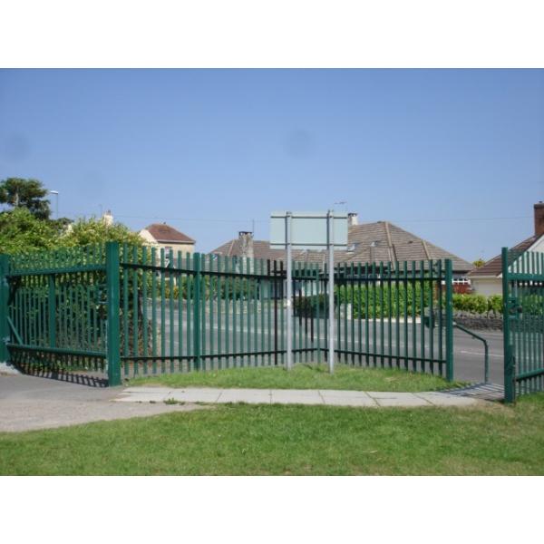 Quality Green H2100mm Security Palisade Fencing With Triple Pointed Top for sale