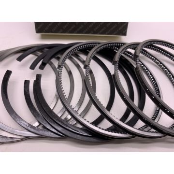 Quality isuzu piston ring 8-94391502-4 Engine Piston Ring 6HK1 Construction Machinery for sale