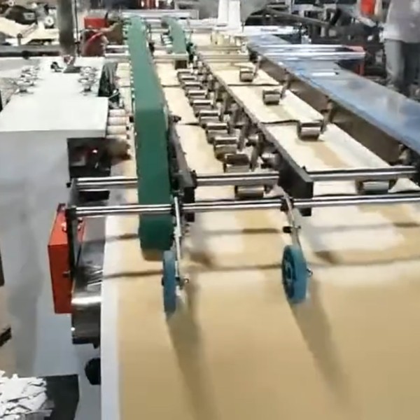 Quality Plastic Woven Bags Cold Cut With Hot Melt Sealing Machine For Bags for sale