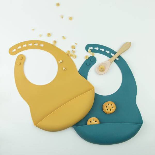 Quality Toddler Feeding Silicone Baby Bib BPA Free Soft With Food Catcher for sale
