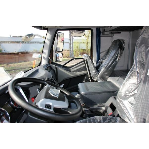 Quality Faw J6p Dump Truck 420 HP Tractor 6X2 for sale