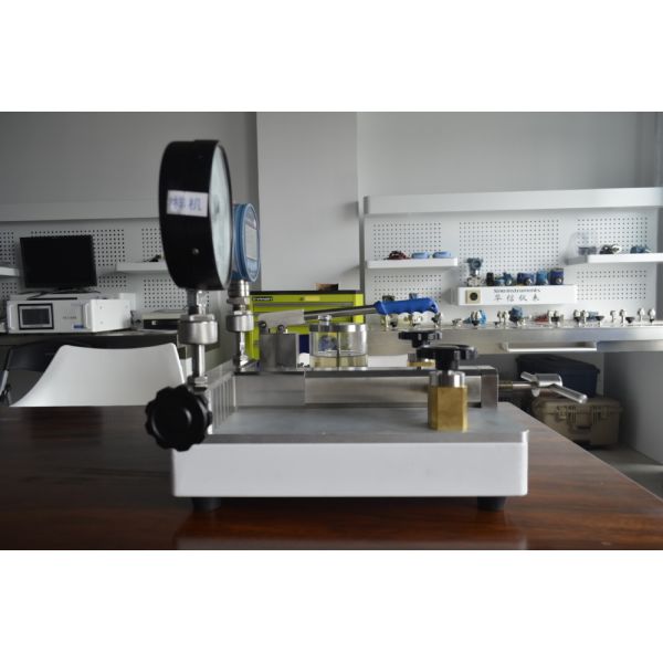 Quality OEM Customized Support 1600bar Hydraulic High Pressure Calibration Pump for sale