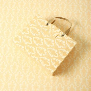 Quality CMYK Printing Cardboard Candy Custom Wedding Gift Box With Handles for sale