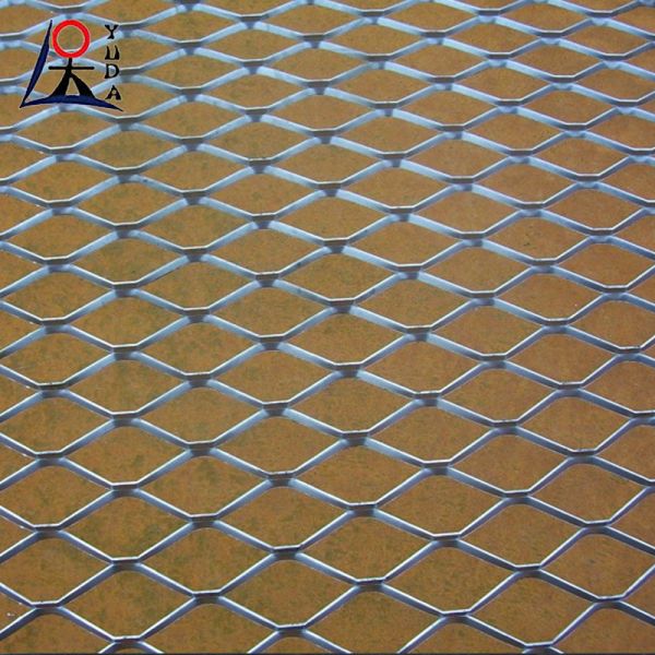 Quality PVC Coated Expanded Metal Mesh Panels Anti-Slip Easy Install for sale