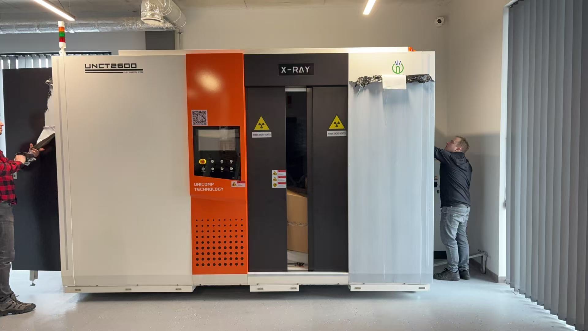 Quality Advanced 3D visualization and analysis X-Ray machine Unicomp UNCT2600 for castings computed tomography NDT for sale