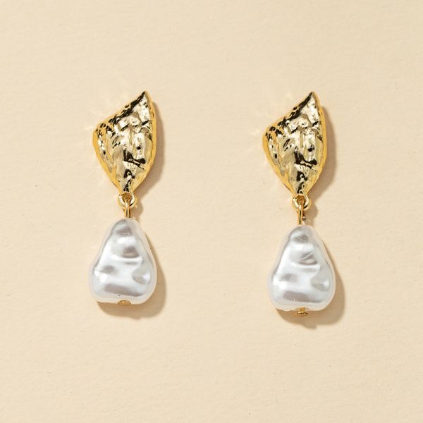 Quality 2025 Popular and Elegant a Pair of Opposite Sex Pearl Earrings Hot Selling for sale