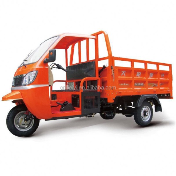 Quality Closed Body Type Three Wheel Motorcycle Cargo Tricycle 250cc With 36A Battery for sale