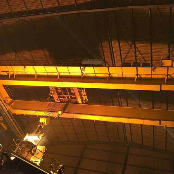 Quality Q345B Steel Casting EOT Double Girder Overhead Crane YZ Type for sale