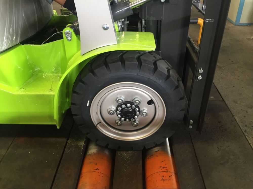 DB15 1.5T 2T 2.5T 24V Fully Electric Pallet Stacker Forklift Easy to Operate 