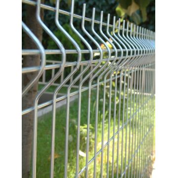 Quality Galvanized electrostatic spray or PVC dipped coating SHS post welded mesh fence for sale