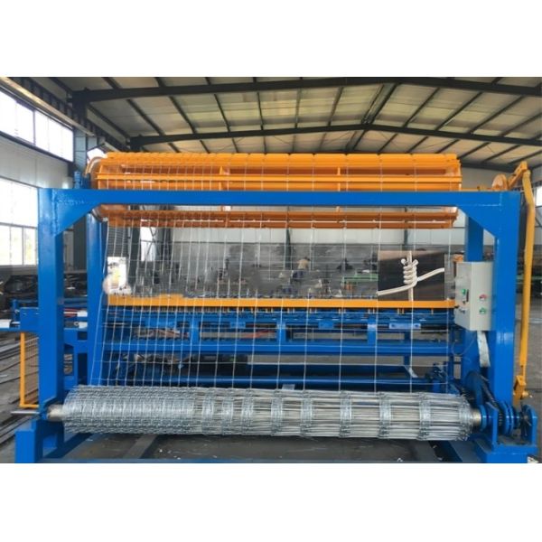Quality Hot Dipped Grassland Fence Machine 3.5T Sturdy Structure Corrosion Resistant for sale