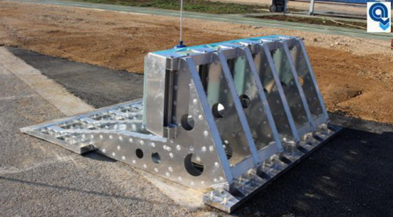 Quality Musashi 165kg Security Wedge Barriers for sale