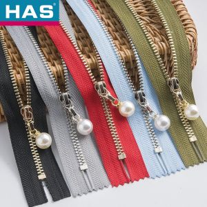 Quality Brass 5 Inch Separating Zipper Gold Teeth Zippers For Handbags for sale