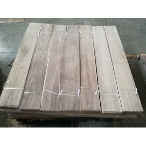 Quality American Walnut Engineered Wood Veneer Walnut Flooring Top Layer for sale