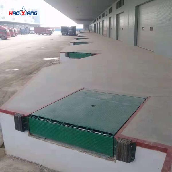 Quality 20000kgs Loading Dock Truck Levelers 380V Warehouse Dock Equipment for sale