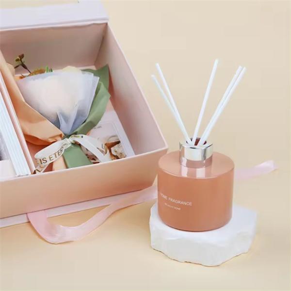 Quality Gift Box Set Reed Diffuser Perfume Set With Packaging Boxes 120ml Aroma for sale