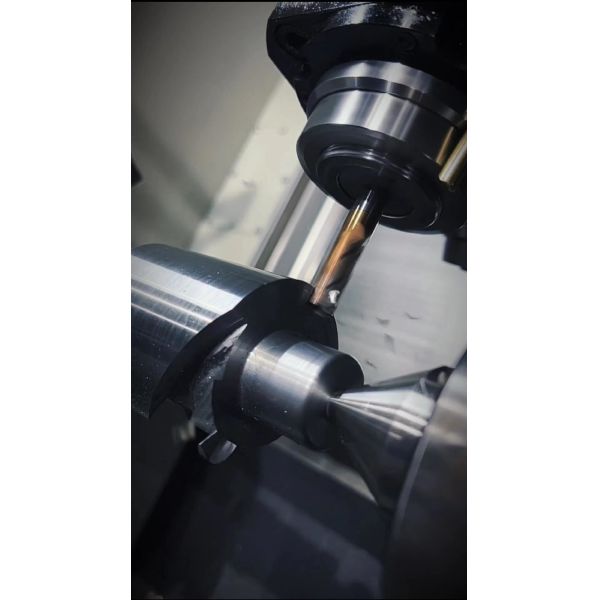 Quality Smart Customized Mill Turn Cnc Machine With 4 Channels Hydraulic System for sale