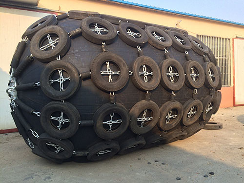 Quality D700mm*L1500mm Floating Yokohama Pneumatic Fender Safe Reliable Wide Application for sale