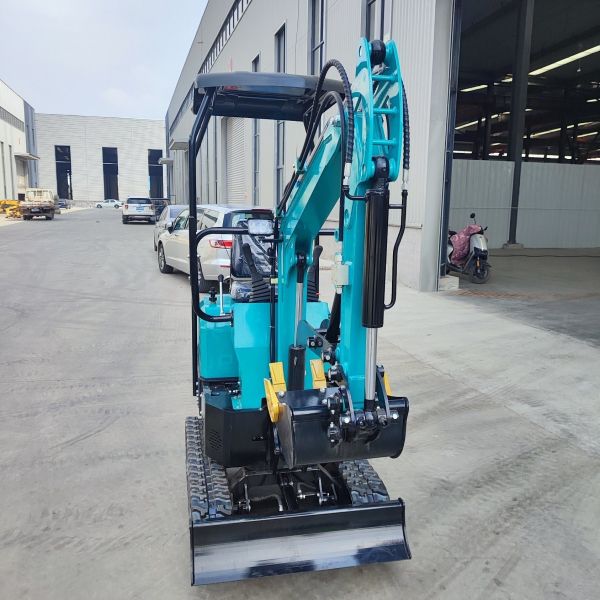 Quality Internal Combustion Drive Mini Excavator for Precise Digging on Construction for sale