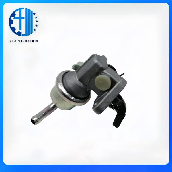Quality Fuel Pump 17539-52030 Fits Kubota V2203 Engine Spare Part for sale