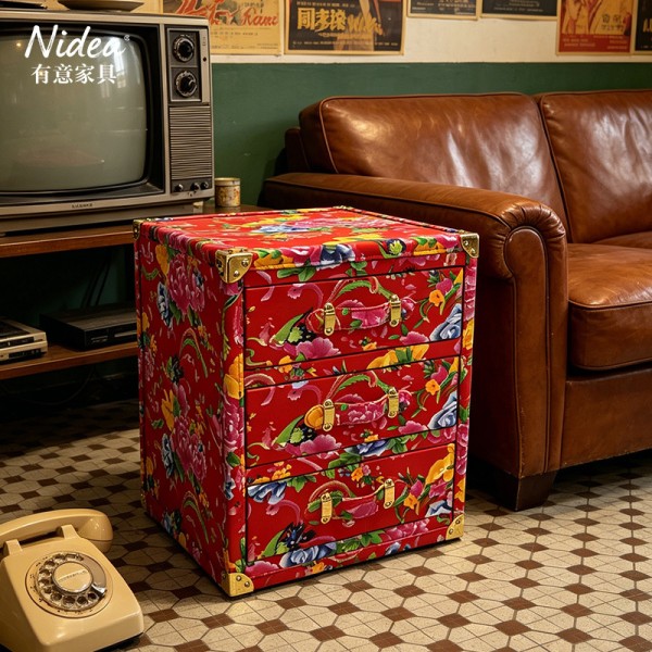 Quality 3-Drawer Nightstand Decorative Chinese Vintage Floral Fabric Storage Cabinet Retro Trunk Style Living Room Villa Home Furniture for sale
