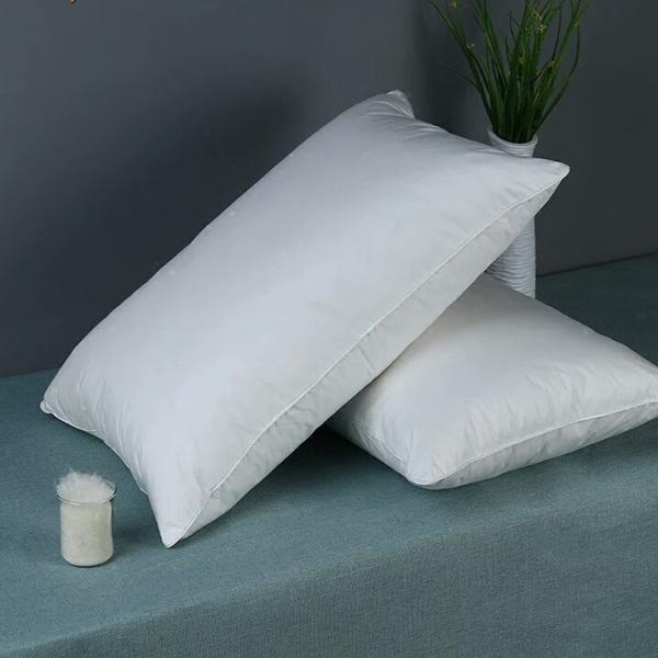 Quality Comfortable Decorative Hotel Bed Pillows Hotel Collection Down Pillows for sale