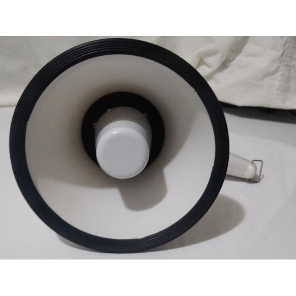 Quality 70Hz Compact Battery Operated Bullhorn Adjustable Strap 0.8kg for sale